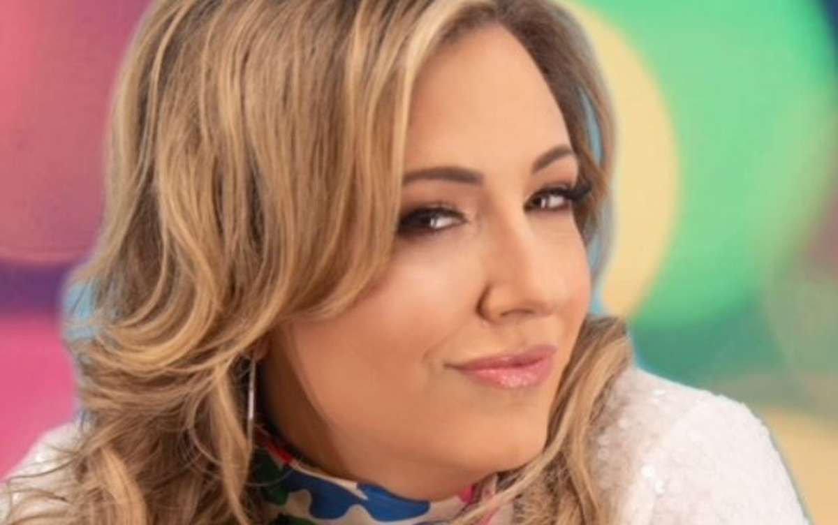 Helen Keaney Tickets | West Des Moines, IA | Funny Bone Comedy Club ...