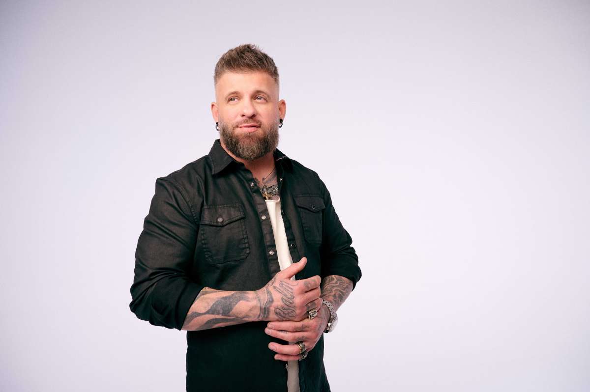 Brantley Gilbert with Special Guest Pecos & The Rooftops Tickets ...
